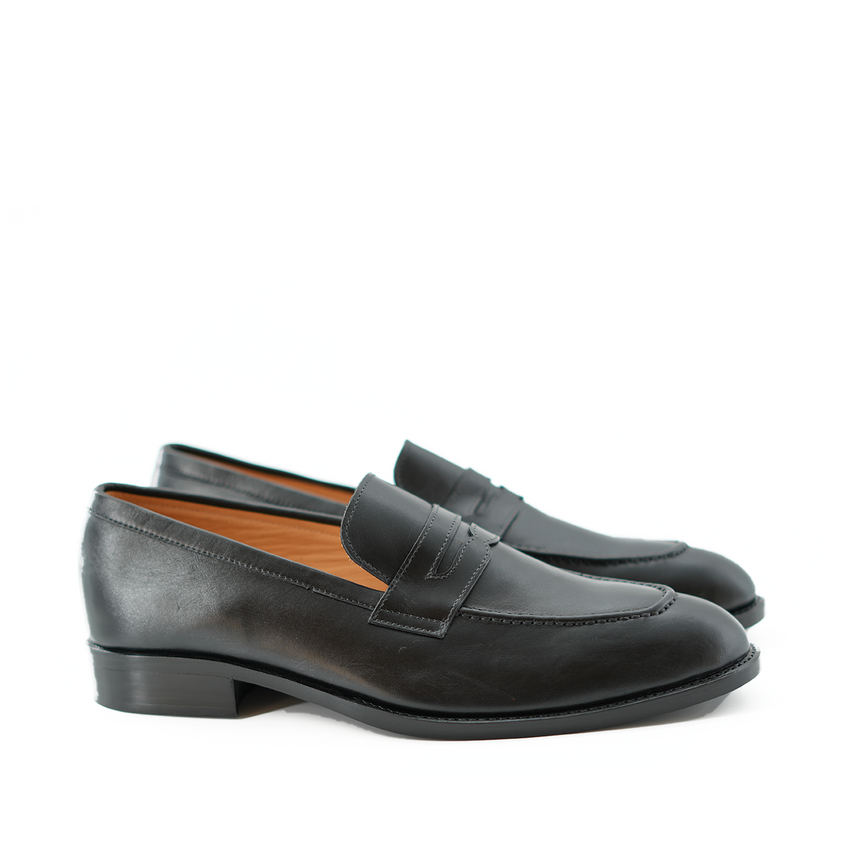 Handmade Moc-Toe Loafer Slip-On Full-Grain Leather Men’s Moccasin shoe ...